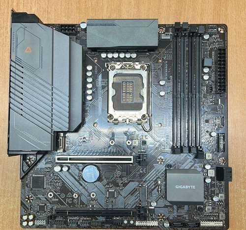 Gigabyte B660M gaming X