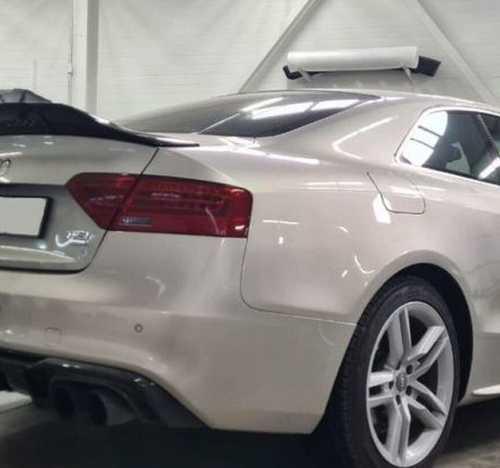 Спойлер на багажник Audi A5 coupe 07-16 R style