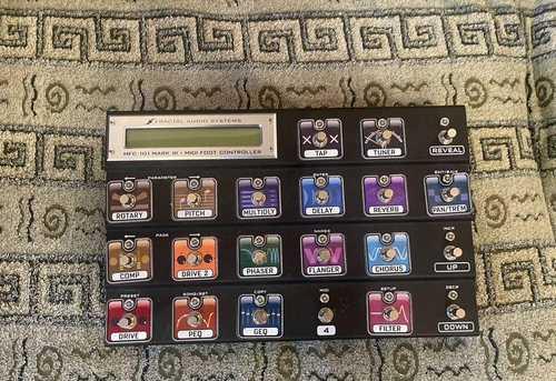 Fractal Audio MFC-101 III Midi Foot Controller