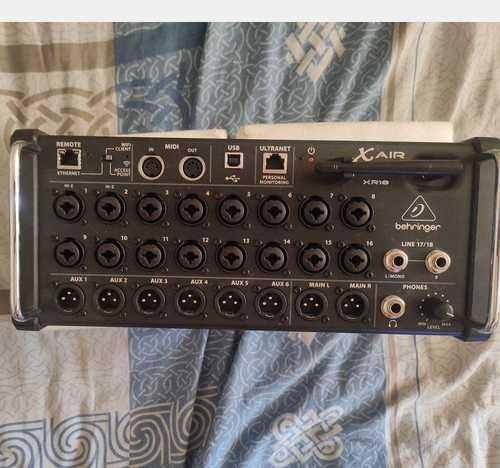 Behringer x air xr18