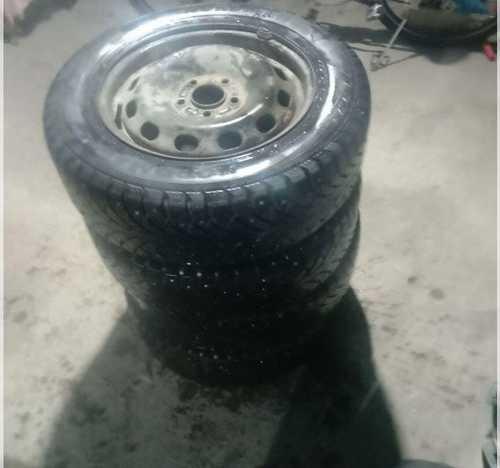 Nordman Nordman 4 195/65 R15 25J