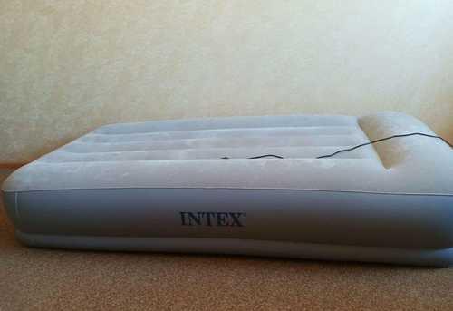 Надувной матрас-кровать "Intex"