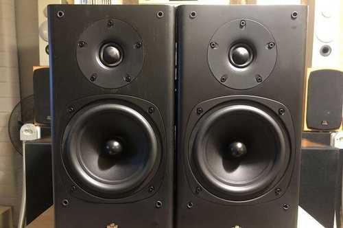 Castle Knight 2 Black Oak Hi-Fi акустика