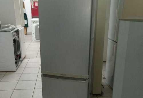 Холодильник Samsung 156 см