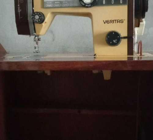Швейная машина фирмы veritas