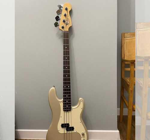 Бас-гитара fender precision bass usa