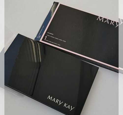 Футляр для декоративной косметикиMary Kay