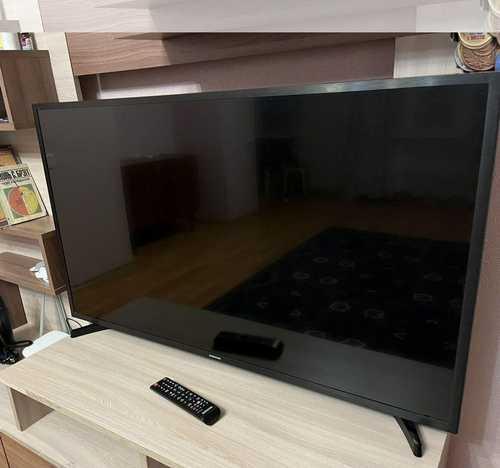 Телевизор samsung SMART tv 43