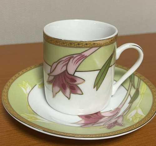 Кофейный сервиз. 6 чашек и 6 блюдец