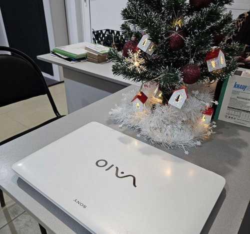 Ноутбук sony vaio i5