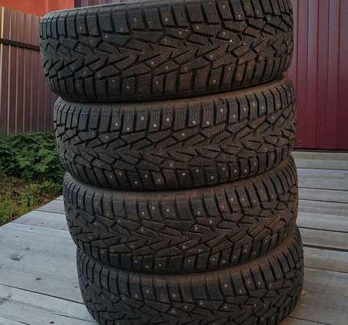 Nokian Tyres Nordman 7 SUV 215/65 R16 102T