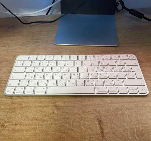 Клавиатура Apple Magic keyboard Touch ID (Ростест)