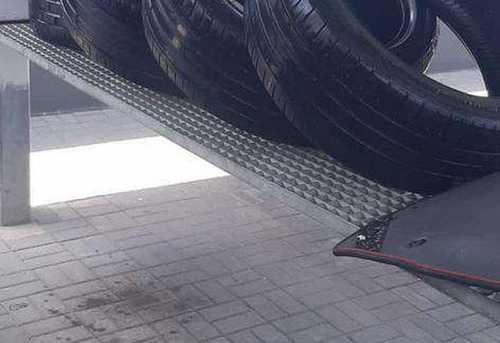 Accelera AT 70-75 245/45 R19 27L