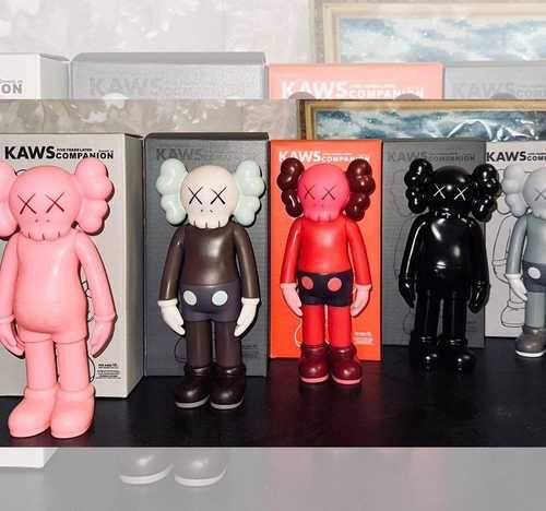 Игрушка kaws 20см
