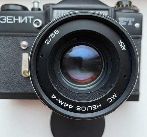 Пленочный фотоаппарат zenit et   mc Helios 44-m4