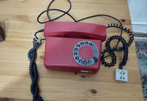 Стационарный дисковый телефон СССР
