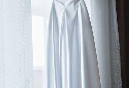Свадебное платье атласное 42 размер