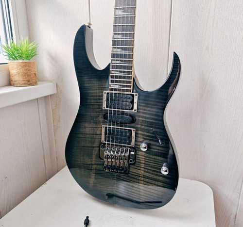 Электрогитара Ibanez RG470FM