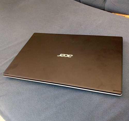 Acer aspire 5