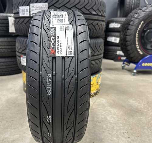 Yokohama Advan Fleva V701 245/40 R17 95W