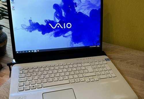 Большой Sony Vaio SVE17 Core i3/8/500/1gb/17.3"