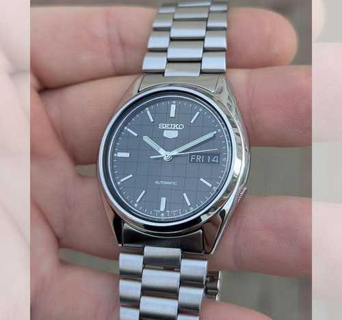 Наручные часы Seiko 5 с автоподзаводом