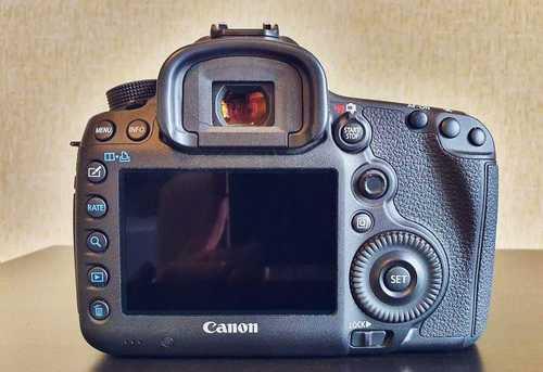 Фотоаппарат Canon EOS 5D Mark III Body