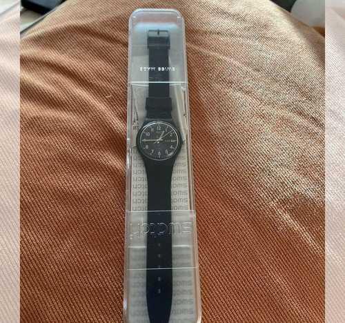 Часы Swatch SIR GN 718