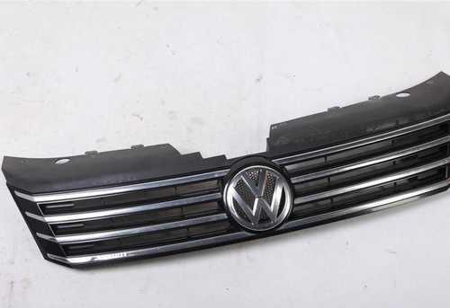 Решетка радиатора Volkswagen Passat B7 2010-2015