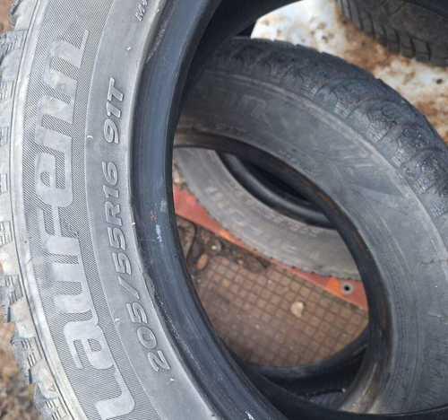 Laufenn I Fit Ice LW 71 205/55 R16