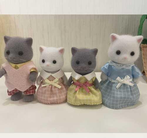 Sylvanian Families семья кошек