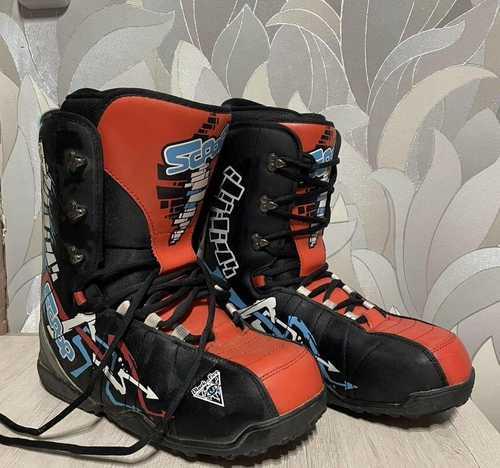 Сноубордические ботинки 43