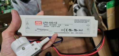 Источник питания Mean Well LPV-100-12 герметичный