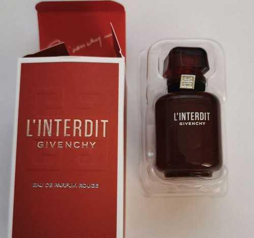 Givenchy linterdit rouge