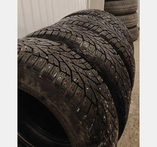 Gislaved NordFrost 100 215/55 R17 98T