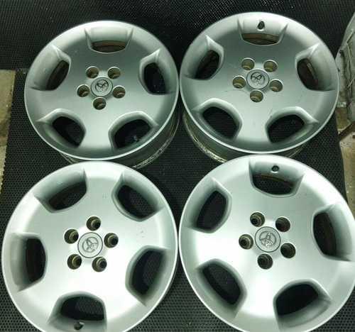 Литые диски r17 5x114 3 Toyota