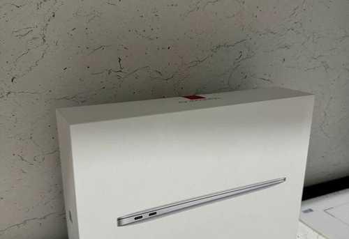 Ноутбук Apple MacBook Air 13" M1 8Gb/256Gb (MGN93)