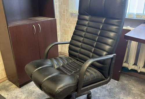 Офисное кресло бу