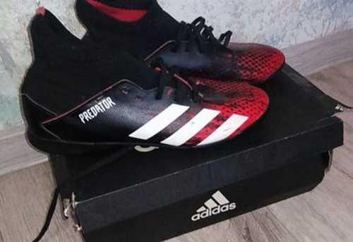 Кроссовки adidas predator