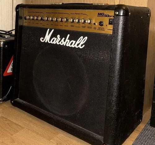 Marshall MG50GFX Гитарный комбоусилитель 50 ватт