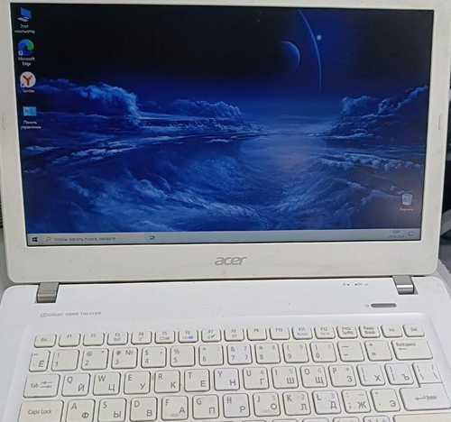 Ноутбук Acer V3-371/фн