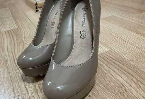 Продам туфли женские на высоком каблуке