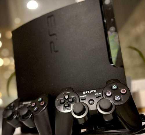 Sony PlayStation 3 slim 320GB 2 геймпада