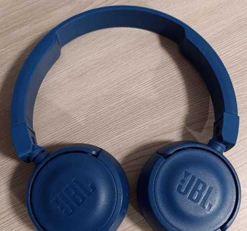 Беспроводные наушники JBL T450BT