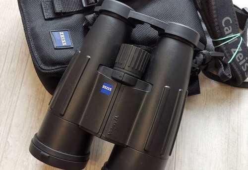 Бинокль Carl Zeiss Victory 10x56 T* FL