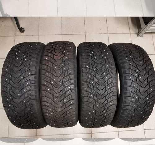 Nokian Tyres Hakkapeliitta 8 SUV 235/55 R19 105T