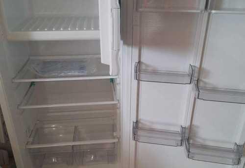 Продаётся холодильник Атлант