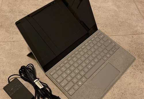 Планшет Surface Pro 4 с клавиатурой