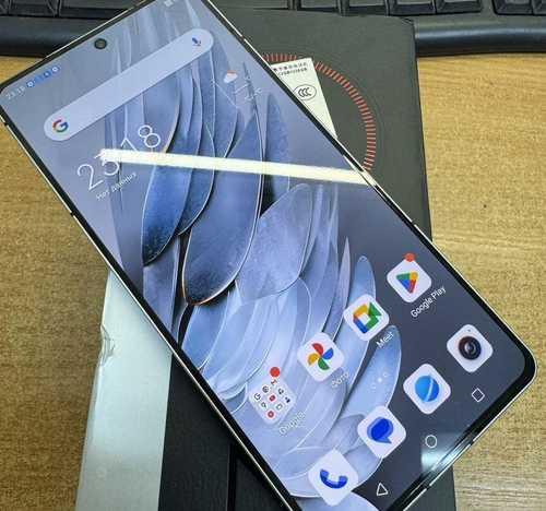 Nubia Z50S Pro, 12/256 ГБ