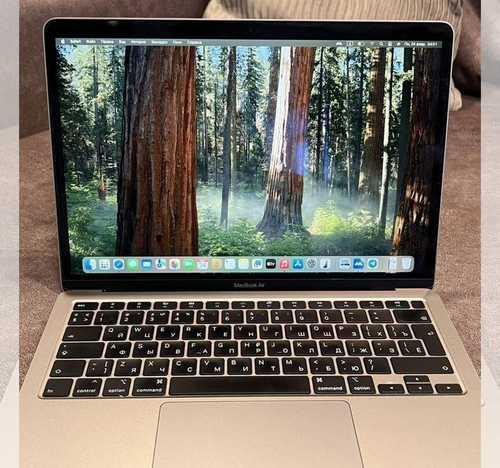 Apple macbook pro 13 (2020 Retina)